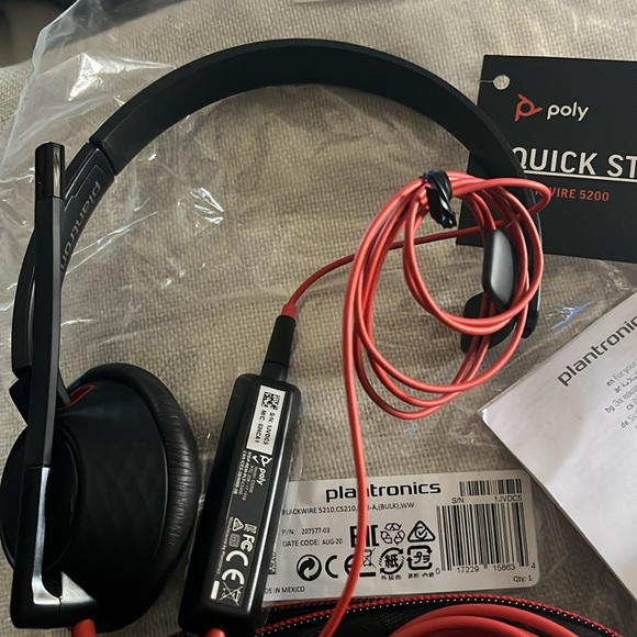 Plantronics | Headphones | Plantronics Blackwire 520 Series Wired Over ...